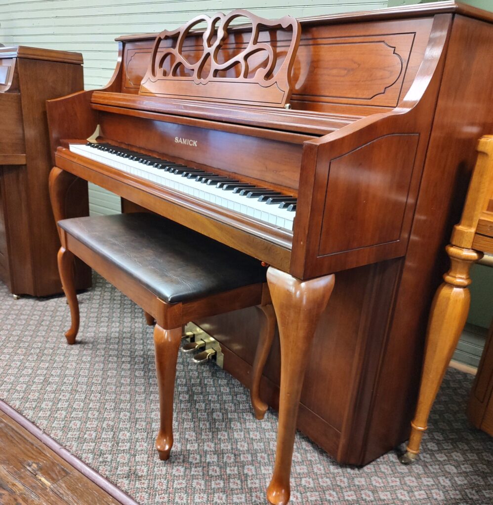 1996 Samick console piano (#IFCA0291) - Kramer's Piano Shop